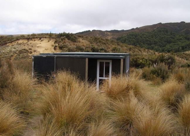 Rocky Point Hut No. 3 - Maori land, Hawke's Bay | Hut Bagger