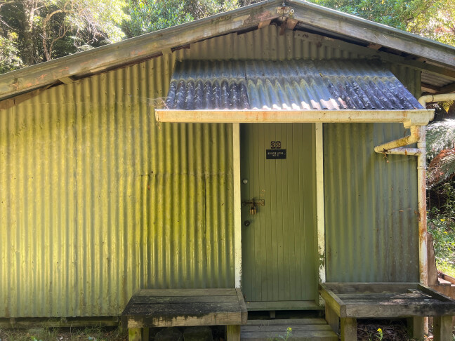Boulder Lodge (Hut 32) - Remutaka Forest Park, Wellington | Hut Bagger