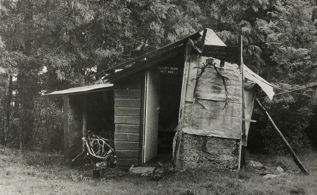 Albert Burn Mouth Hut - Albertburn Conservation Area, Otago | Hut Bagger