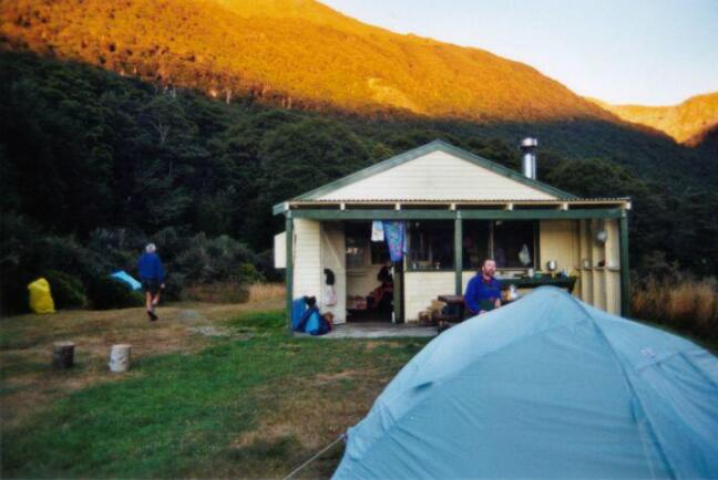 Trilobite Hut - Kahurangi National Park, Nelson/Tasman | Hut Bagger