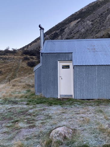 Cookies Hut - Mt Hutt Forest Conservation Area, Canterbury | Hut Bagger