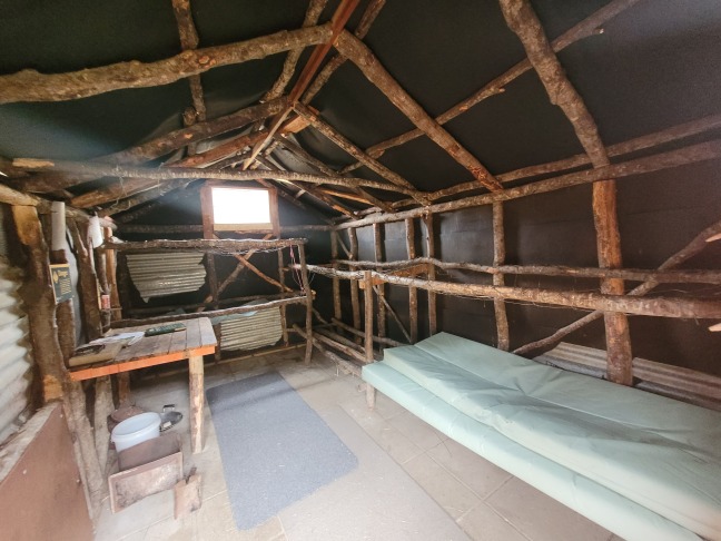 East Ahuriri Hut (Quailburn Hut) - Ahuriri Conservation Park ...