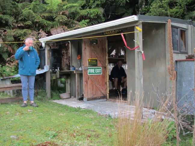 Lagoon Hut - Urutawa Conservation Area, Bay of Plenty | Hut Bagger
