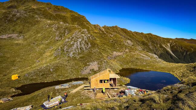 Brass Monkey Hut - Lewis Pass National Reserve, West Coast | Hut Bagger