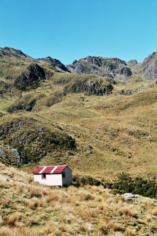 Lake Morgan Hut - Otira-Kopara Forest Conservation Area, West Coast ...