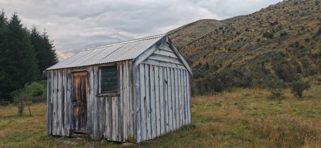 Waitohi Stream Hut - Private land, Canterbury | Hut Bagger