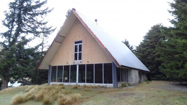 Bert Lyttle's Lodge - Glenthorne station, Canterbury | Hut Bagger