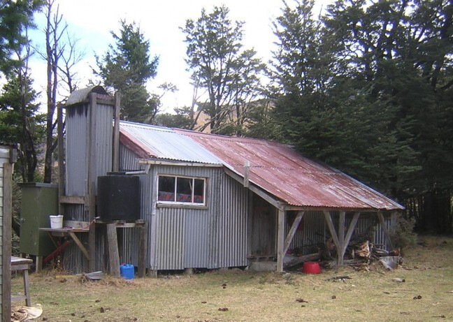 Ashley/ Lilburne River Hut (old) - Lees Valley Station, Canterbury ...