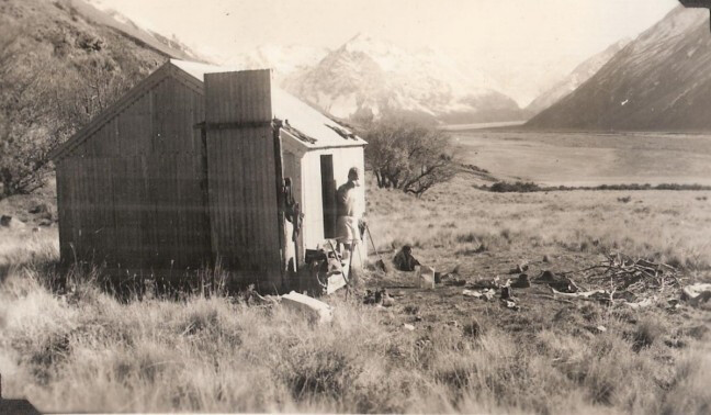 Growler Hut No. 2 - Te Kahui Kaupeka Conservation Park, Canterbury ...