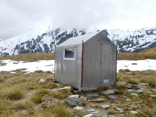 Brewster Staff Bivvy (Hut No. 4) - Mount Aspiring National Park, West Coast | Hut Bagger
