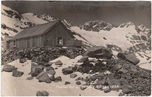 Mueller Hut No. 1 - Aoraki/Mt Cook National Park, Canterbury | Hut Bagger