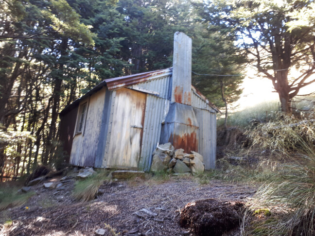 Mae West Bivouac - Hawea Conservation Area, Otago | Hut Bagger