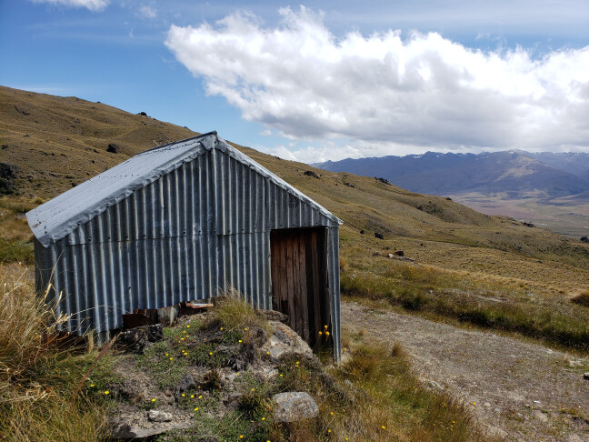 Long Gully Hut (Water Raceman's Hut) - Old Woman Conservation Area ...