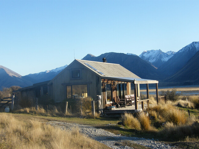Glen Lyon Hunting Hut - Pastoral lease, Canterbury | Hut Bagger