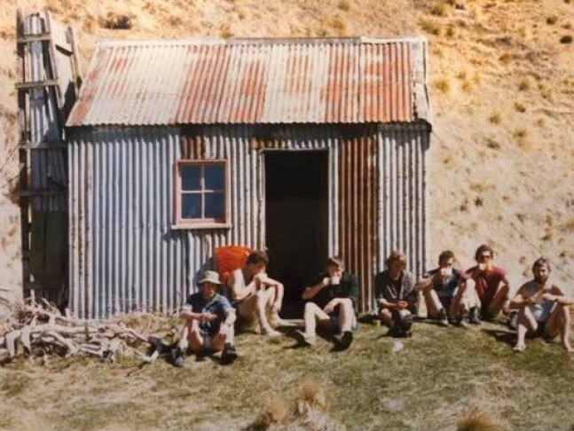 Waterfall Hut - Te Kahui Kaupeka Conservation Park, Canterbury | Hut Bagger