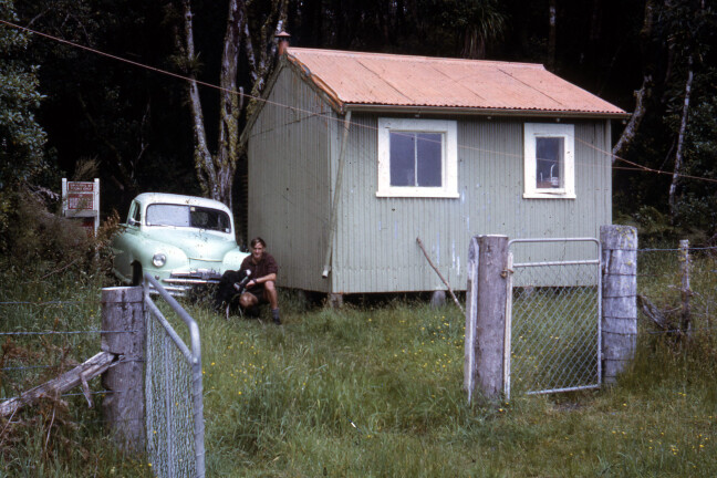 Puniho Hut - Egmont National Park, Taranaki | Hut Bagger