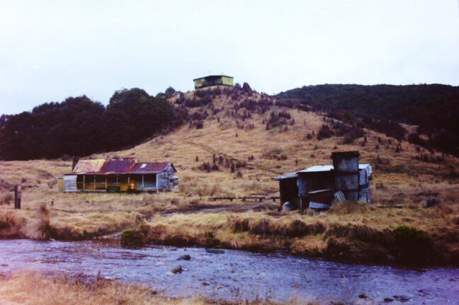 Big River Hut (old) - Big River Ecological Area, West Coast | Hut Bagger