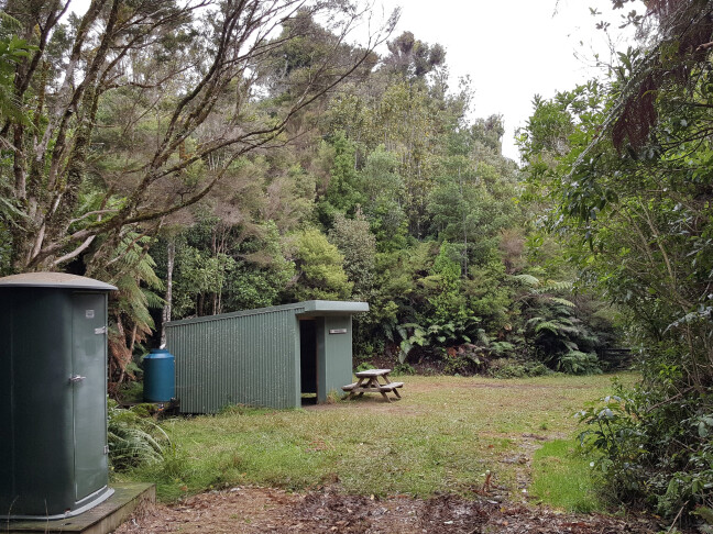 Workman Shelter - Hunua Ranges Regional Park, Waikato | Hut Bagger