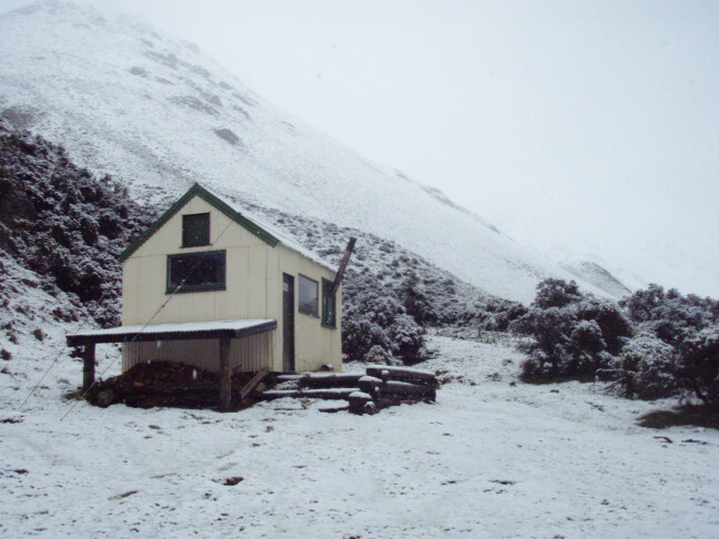 Ribbonwood Hut (Ribbonwood Creek Hut) - Pastoral lease, Canterbury ...