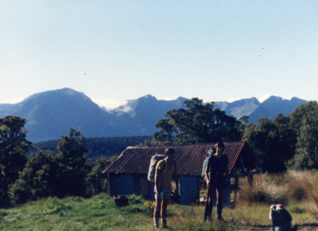 Balloon Hut (old) - Kahurangi National Park, Nelson/Tasman | Hut Bagger