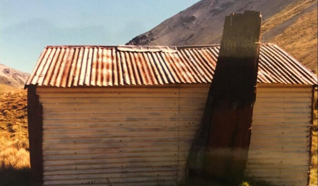 East Ahuriri Hut (Quailburn Hut) - Ahuriri Conservation Park ...