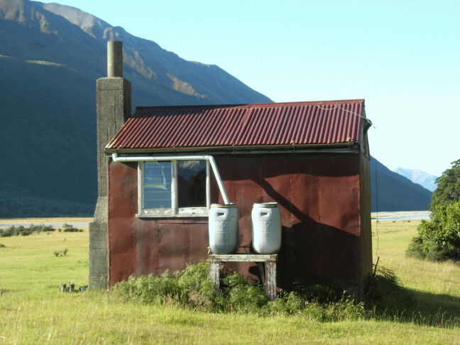 Scrubby Hut (Scrubby Flat Hut) - Hunter Valley Station, Otago | Hut Bagger
