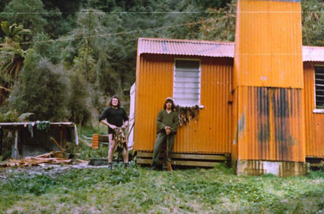 Waikarewhenua Hut - Te Urewera, Bay of Plenty | Hut Bagger