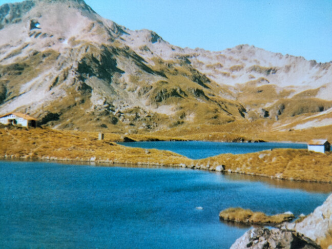 Angelus Hut No. 2 - Nelson Lakes National Park, Nelson/Tasman | Hut Bagger