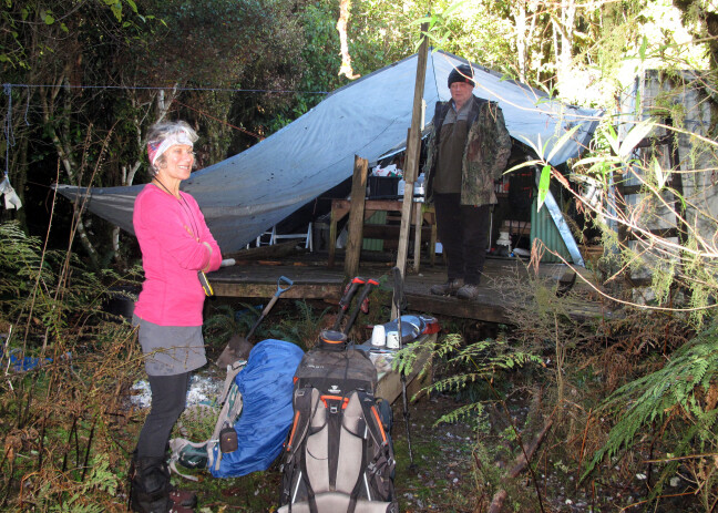 Rapawhio Stream Hut - Pureora Forest Park, Waikato | Hut Bagger