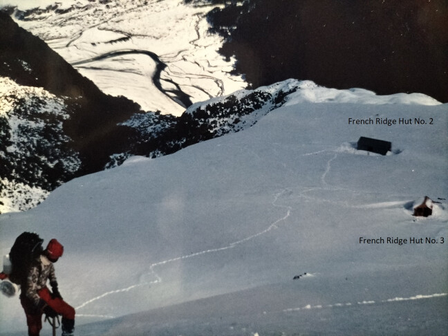 French Ridge Hut No. 2 - Mount Aspiring National Park, Otago | Hut Bagger