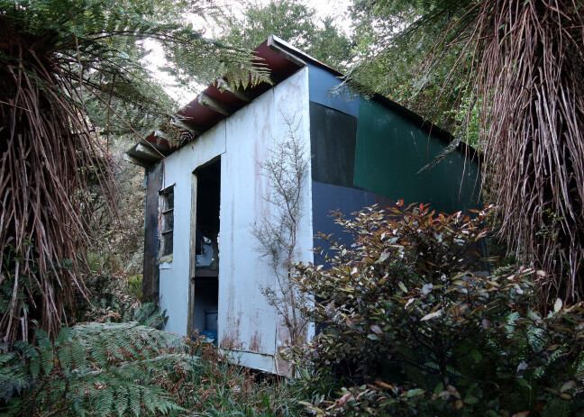 Duckpond Hut - Ruahine Forest Park, Manawatū-Whanganui | Hut Bagger