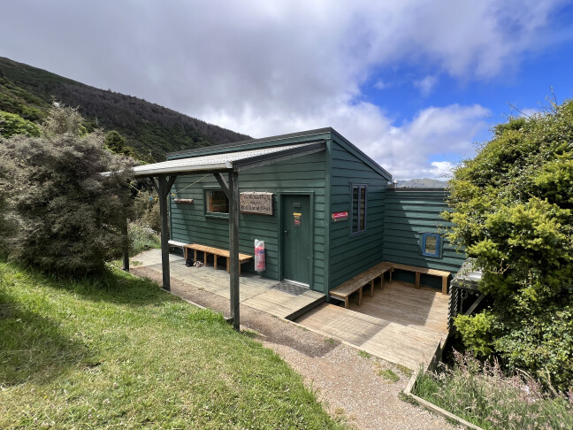 Rod Donald Hut - Pastoral lease, Canterbury | Hut Bagger